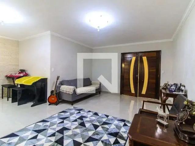 Casa / Sobrado para Venda em São Paulo/SP Itaquera 5 Quartos