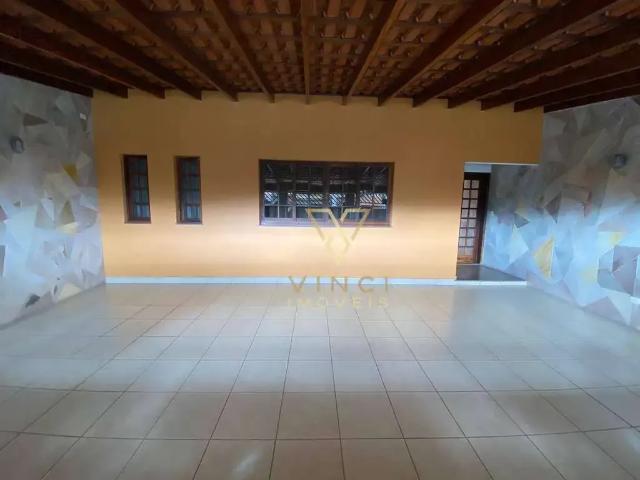 Casa / Sobrado para Venda em São Paulo/SP Itaquera 5 Quartos