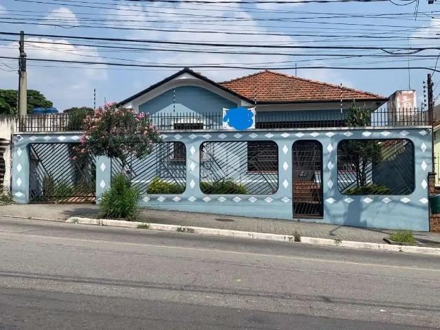 Casa / Sobrado para Venda em São Paulo/SP Itaquera 5 Quartos