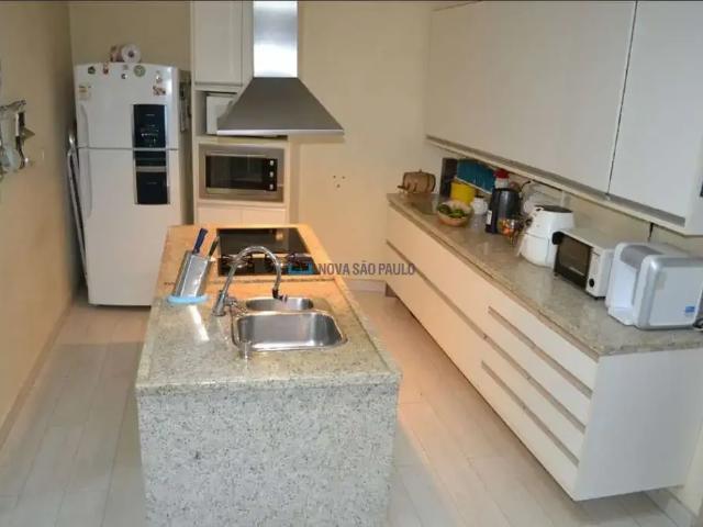 Casa / Sobrado para Venda em São Paulo/SP Jabaquara 4 Quartos