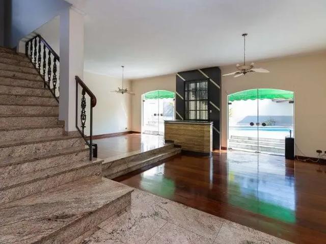 Casa / Sobrado para Venda em São Paulo/SP Jardim Colombo 4 Quartos