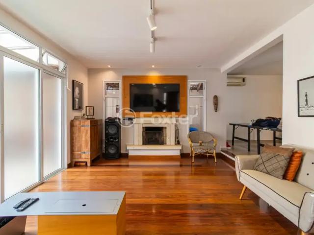Casa / Sobrado para Venda em São Paulo/SP Jardim Cordeiro 4 Quartos