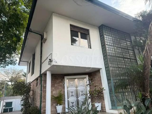 Casa / Sobrado para Venda em São Paulo/SP Jardim América 4 Quartos