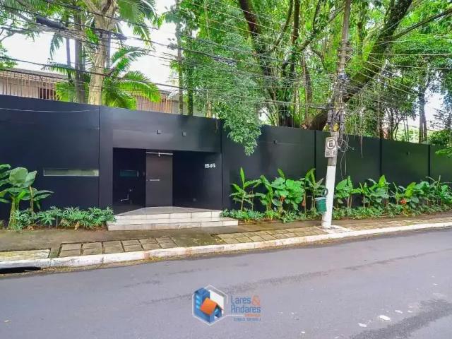 Casa / Sobrado para Venda em São Paulo/SP Jardim América 4 Quartos