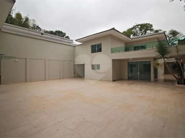 Casa / Sobrado para Venda em São Paulo/SP Jardim América 4 Quartos