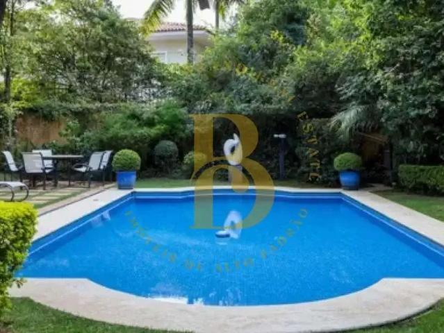Casa / Sobrado para Venda em São Paulo/SP Jardim América 4 Quartos