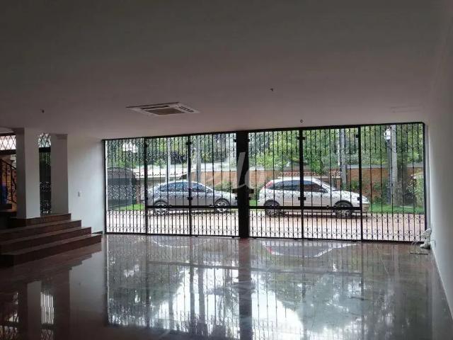 Casa / Sobrado para Venda em São Paulo/SP Jardim América 5 Quartos