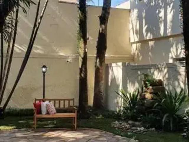 Casa / Sobrado para Venda em São Paulo/SP Jardim América 5 Quartos
