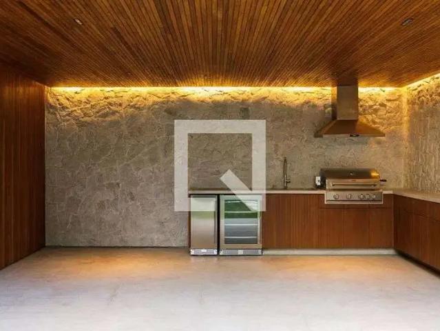 Casa / Sobrado para Venda em São Paulo/SP Jardim América 5 Quartos