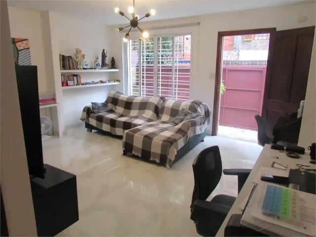 Casa / Sobrado para Venda em São Paulo/SP Jardim América 2 Quartos