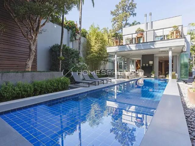 Casa / Sobrado para Venda em São Paulo/SP Jardim América 3 Quartos