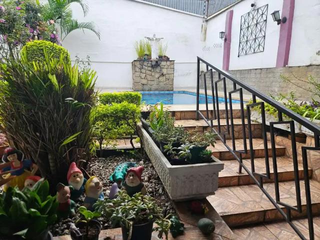 Casa / Sobrado para Venda em São Paulo/SP Jardim América da Penha 4 Quartos
