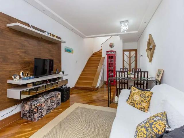 Casa / Sobrado para Venda em São Paulo/SP Jardim Aeroporto 4 Quartos