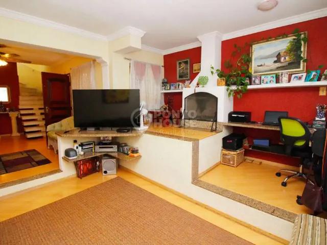 Casa / Sobrado para Venda em São Paulo/SP Jardim Aeroporto 4 Quartos