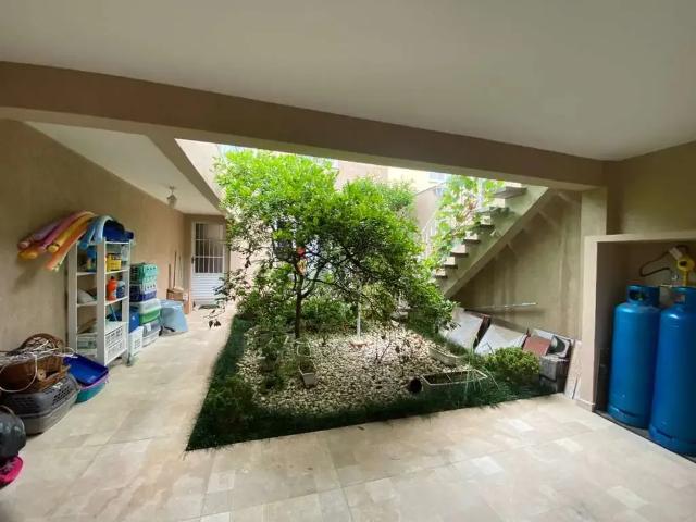Casa / Sobrado para Venda em São Paulo/SP Jardim Bélgica 3 Quartos