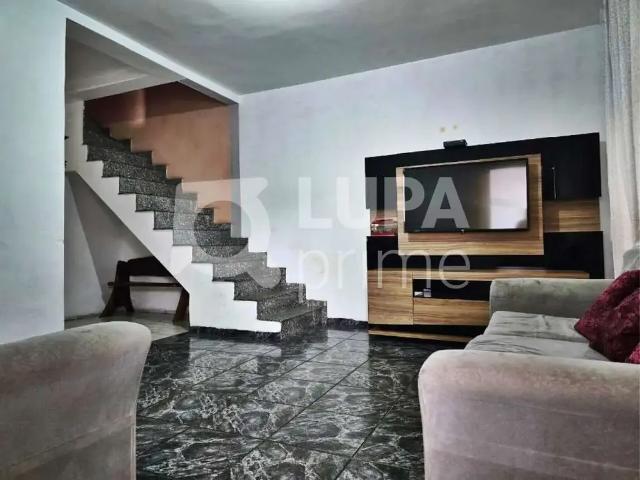 Casa / Sobrado para Venda em São Paulo/SP Jardim Guanca 3 Quartos