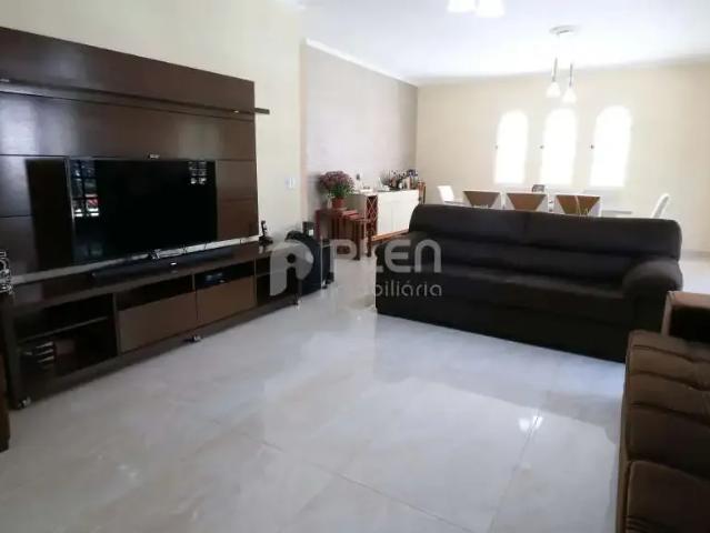 Casa / Sobrado para Venda em São Paulo/SP Jardim Guapira 4 Quartos
