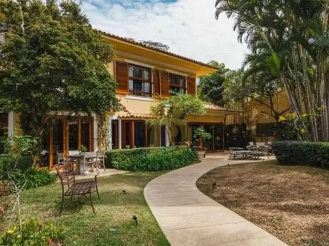 Casa / Sobrado para Venda em São Paulo/SP Jardim Guedala 4 Quartos