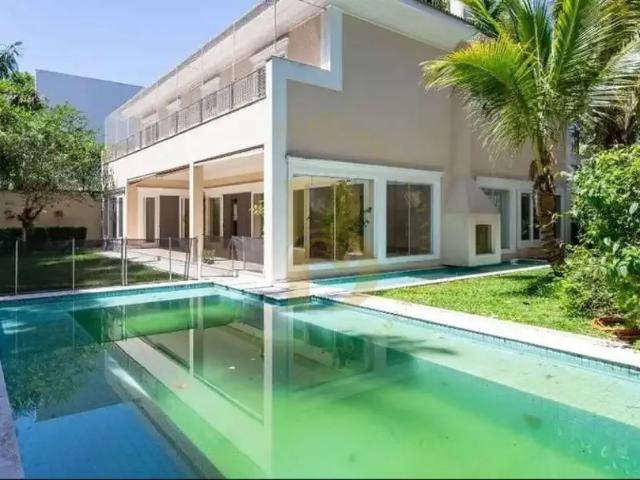 Casa / Sobrado para Venda em São Paulo/SP Jardim Guedala 4 Quartos