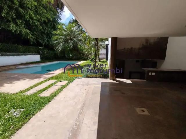 Casa / Sobrado para Venda em São Paulo/SP Jardim Guedala 4 Quartos
