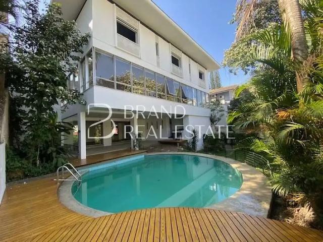 Casa / Sobrado para Venda em São Paulo/SP Jardim Guedala 4 Quartos