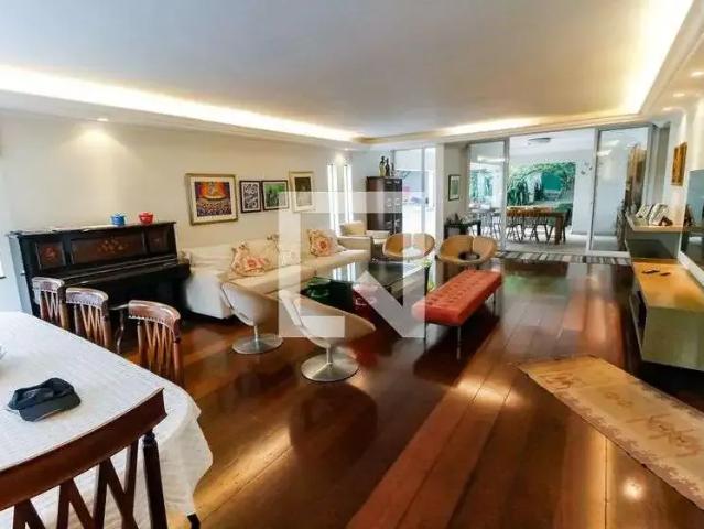 Casa / Sobrado para Venda em São Paulo/SP Jardim Guedala 4 Quartos