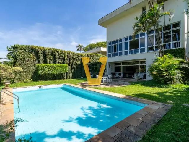 Casa / Sobrado para Venda em São Paulo/SP Jardim Guedala 4 Quartos