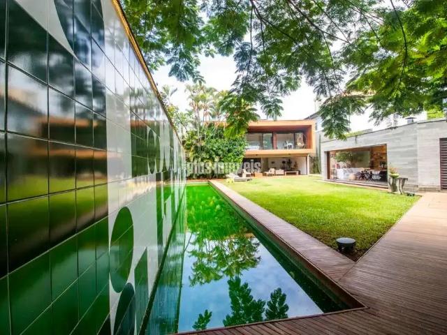 Casa / Sobrado para Venda em São Paulo/SP Jardim Guedala 4 Quartos