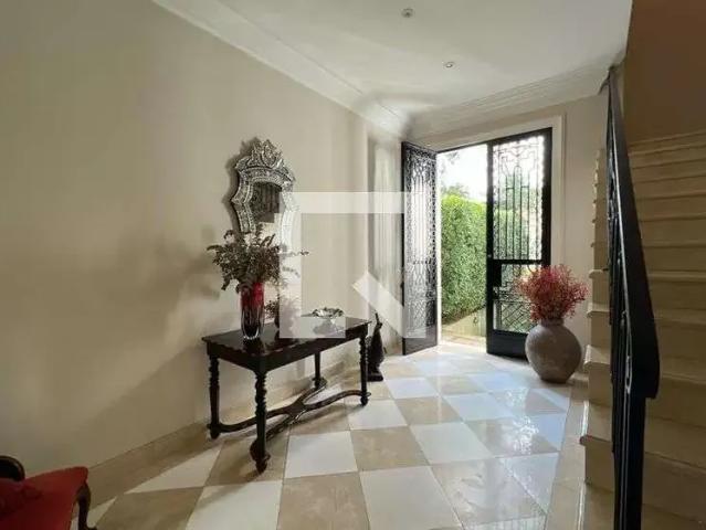 Casa / Sobrado para Venda em São Paulo/SP Jardim Guedala 4 Quartos
