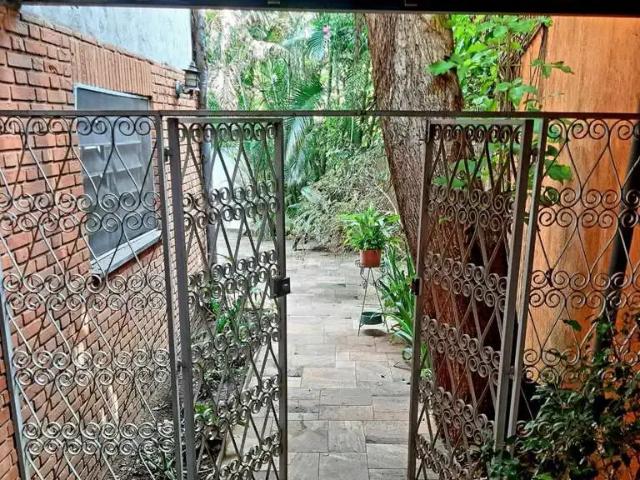 Casa / Sobrado para Venda em São Paulo/SP Jardim Guedala 5 Quartos