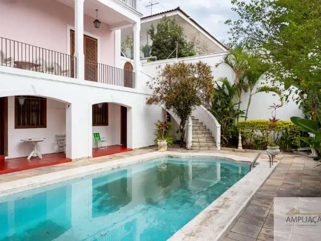 Casa / Sobrado para Venda em São Paulo/SP Jardim Guedala 5 Quartos