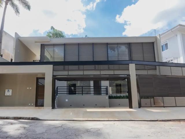Casa / Sobrado para Venda em São Paulo/SP Jardim Guedala 5 Quartos