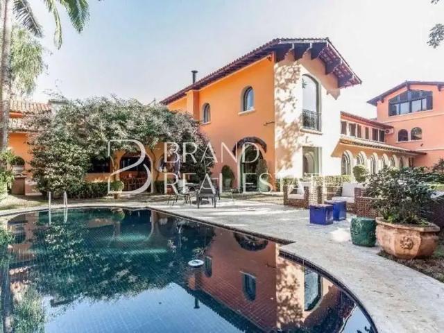 Casa / Sobrado para Venda em São Paulo/SP Jardim Guedala 5 Quartos