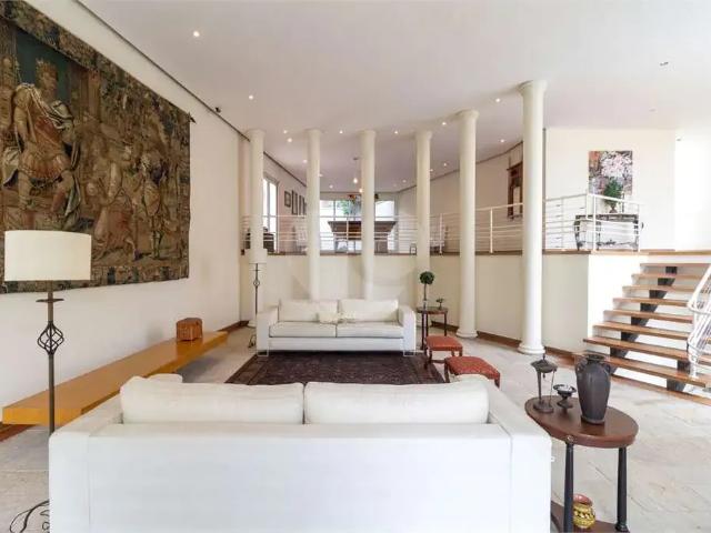 Casa / Sobrado para Venda em São Paulo/SP Jardim Guedala 5 Quartos