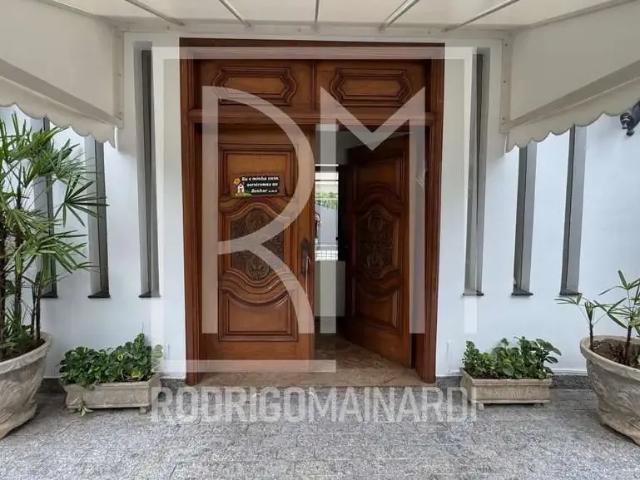 Casa / Sobrado para Venda em São Paulo/SP Jardim Guedala 5 Quartos
