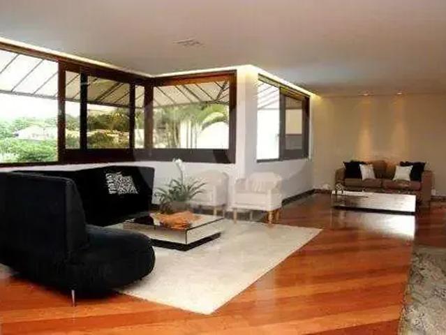 Casa / Sobrado para Venda em São Paulo/SP Jardim Guedala 5 Quartos