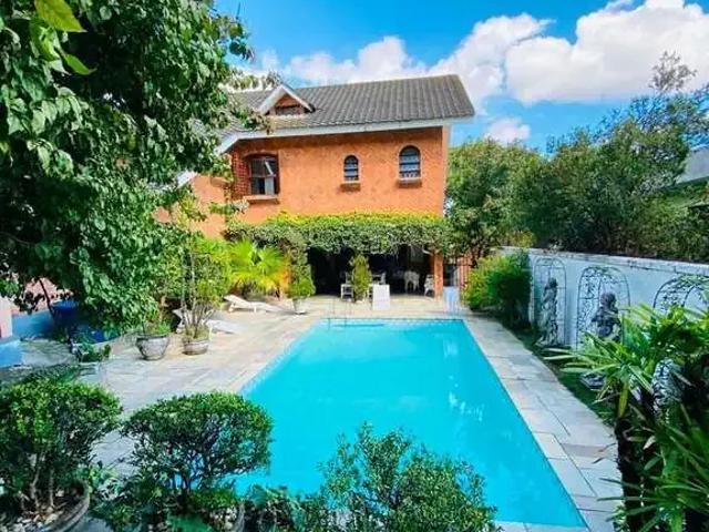 Casa / Sobrado para Venda em São Paulo/SP Morumbi 6 Quartos