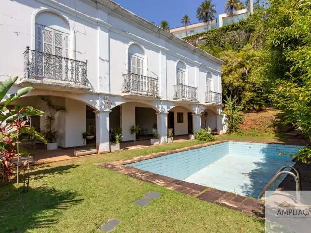 Casa / Sobrado para Venda em São Paulo/SP Jardim Guedala 6 Quartos