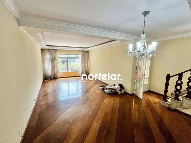 Casa / Sobrado para Venda em São Paulo/SP Jardim do Colégio 4 Quartos