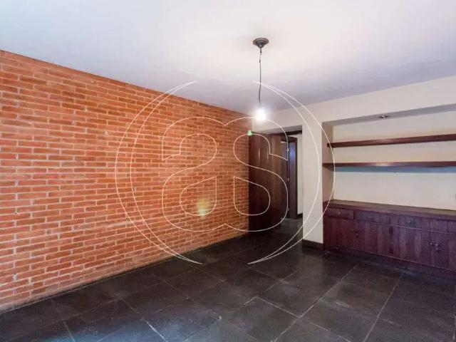 Casa / Sobrado para Venda em São Paulo/SP Jardim dos Estados 5 Quartos