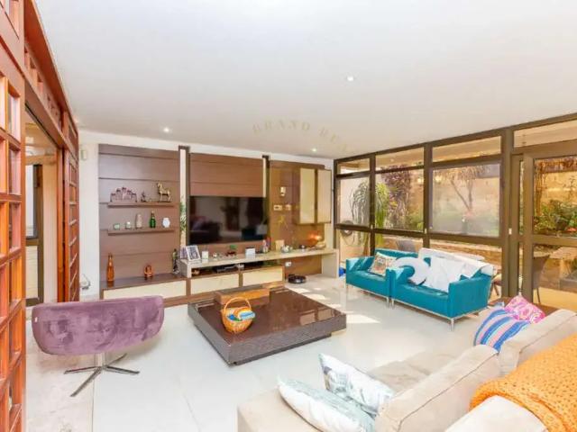 Casa / Sobrado para Venda em São Paulo/SP Jardim da Saude 5 Quartos
