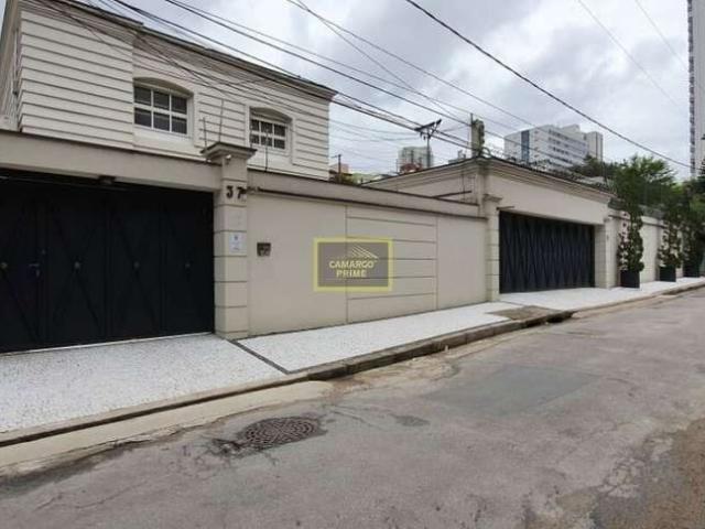 Casa / Sobrado para Venda em São Paulo/SP Jardim das Bandeiras 4 Quartos