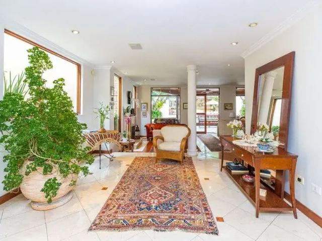 Casa / Sobrado para Venda em São Paulo/SP Jardim das Bandeiras 4 Quartos
