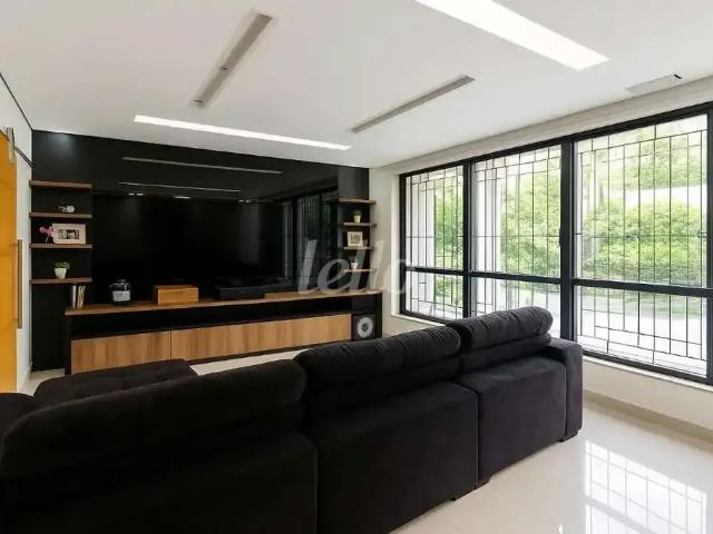 Casa / Sobrado para Venda em São Paulo/SP Jardim das Bandeiras 4 Quartos