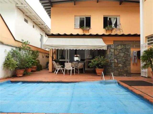 Casa / Sobrado para Venda em São Paulo/SP Jardim das Bandeiras 4 Quartos