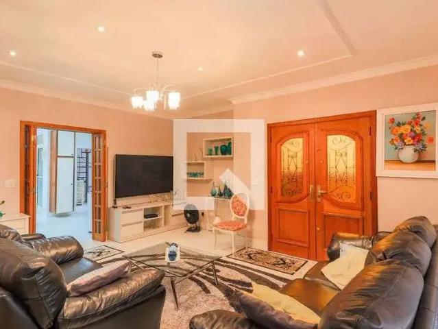 Casa / Sobrado para Venda em São Paulo/SP Jardim das Flores 4 Quartos