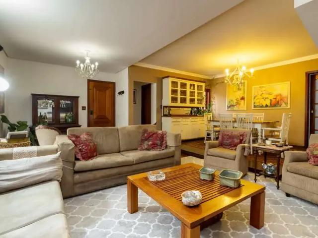 Casa / Sobrado para Venda em São Paulo/SP Jardim das Vertentes 4 Quartos