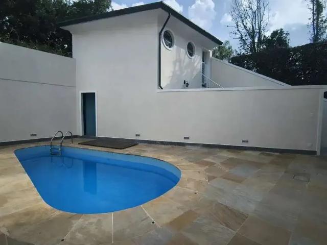 Casa / Sobrado para Venda em São Paulo/SP Jardim Europa 3 Quartos