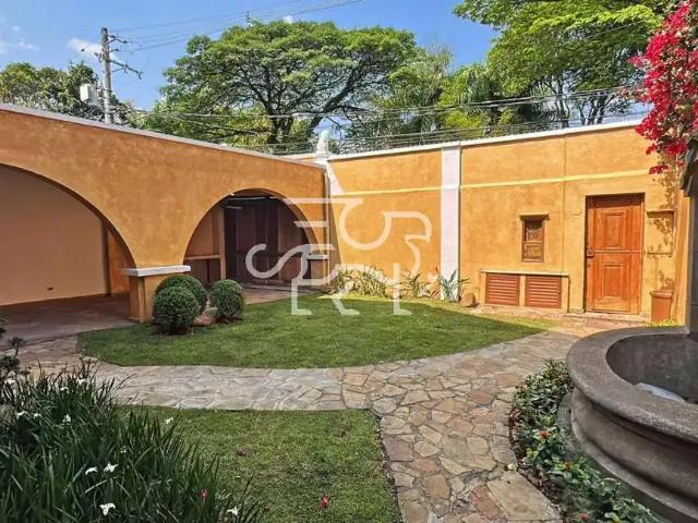 Casa / Sobrado para Venda em São Paulo/SP Jardim Europa 3 Quartos