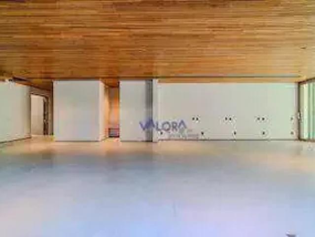 Casa / Sobrado para Venda em São Paulo/SP Jardim Europa 4 Quartos